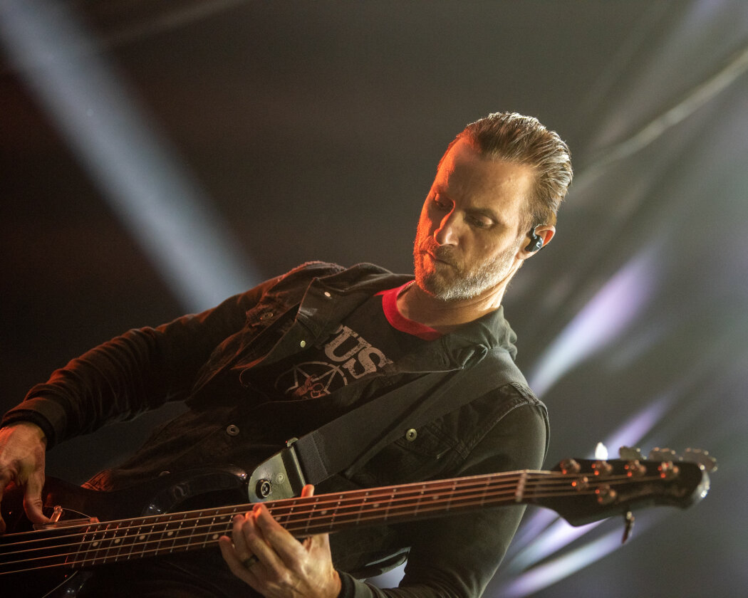 Alter Bridge – Alter Bridge. (16/20) – Myles Kennedy, Mark Tremonti ...