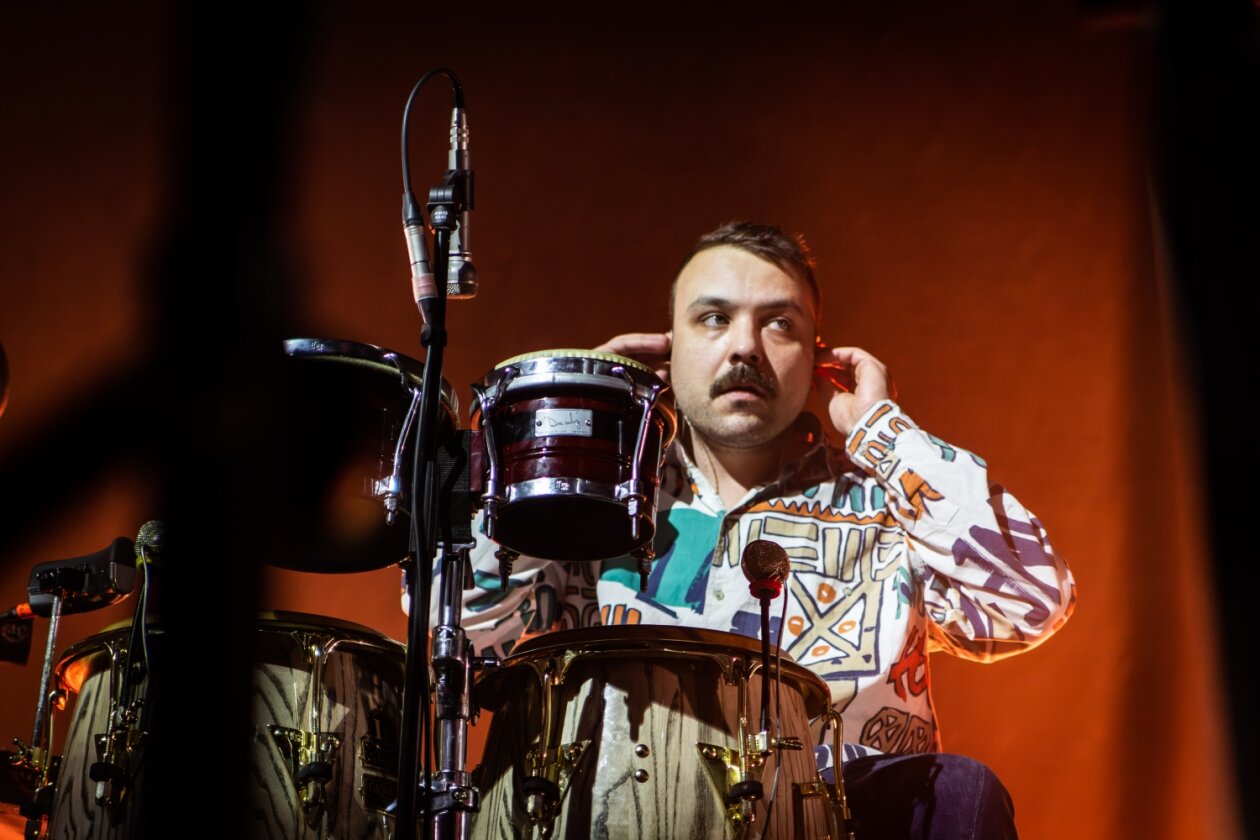 Altin Gün – Chris Bruining. (4/23) – Türkischer Folk neu gedacht: Altin ...