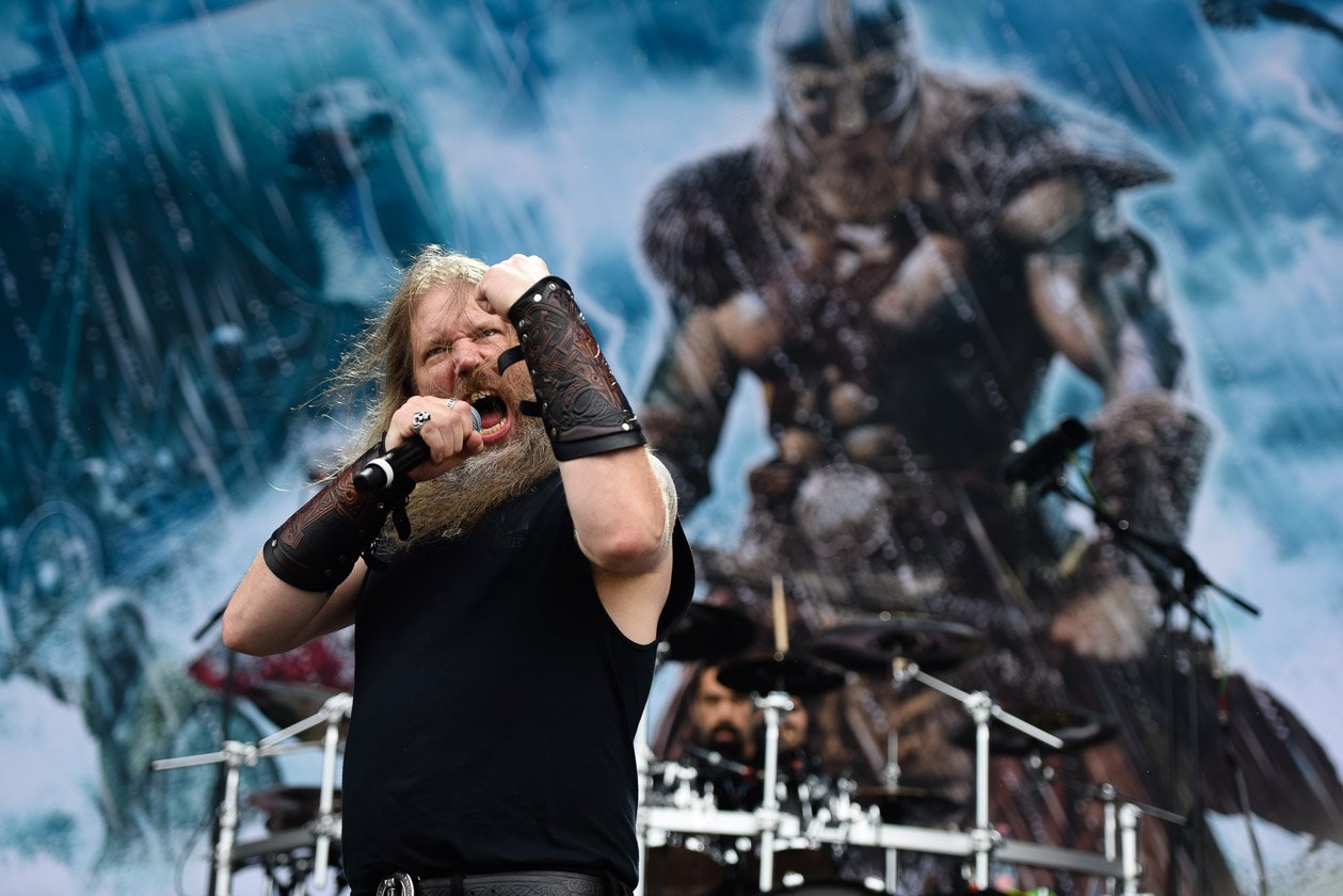 Amon Amarth – Johan. (9/13) – Wikinger-Attacke in Mendig. – laut.de – Foto