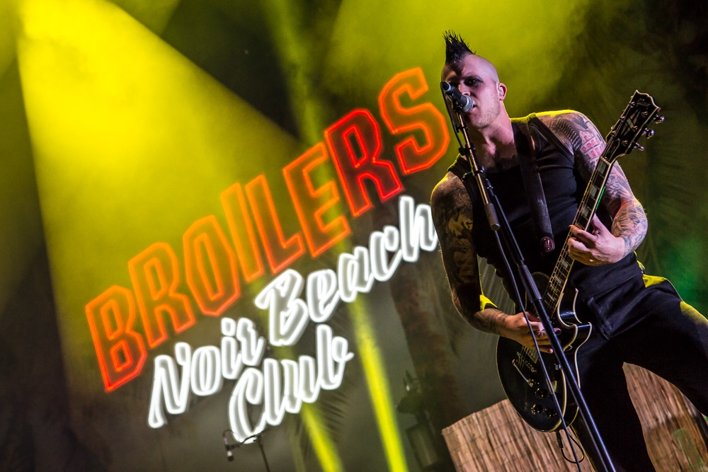 Broilers – ... again. (5/12) – Die Broilers spielten für längere Zeit ...