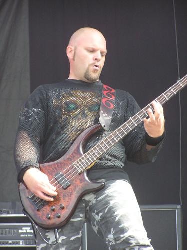 Communic – (1/9) – Communic sind live als Trio ein wenig langweilig ...