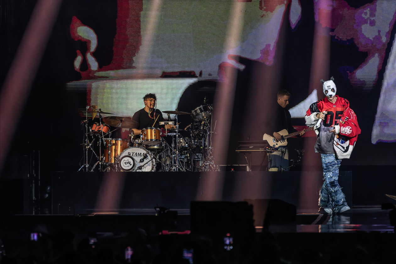 Cro – Cro. (17/26) – Auf "Chronicles"-Tour Tausende Fans feiern in der ...