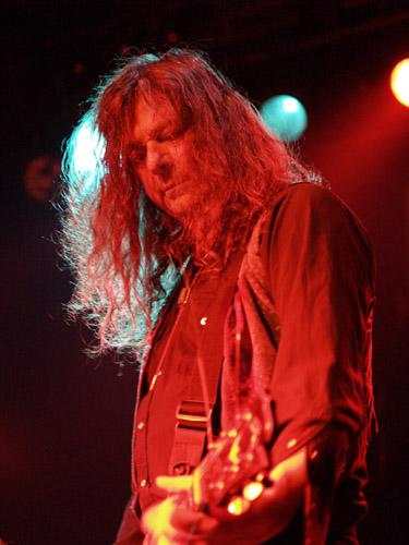 Dead Moon – (12/32) – Dead Moon am 15. November 2006 vor der halben ...