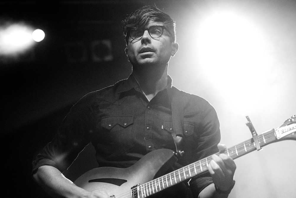 Death Cab For Cutie – Tourgitarrero Dave Depper. (4/10) – Ein lockerer ...