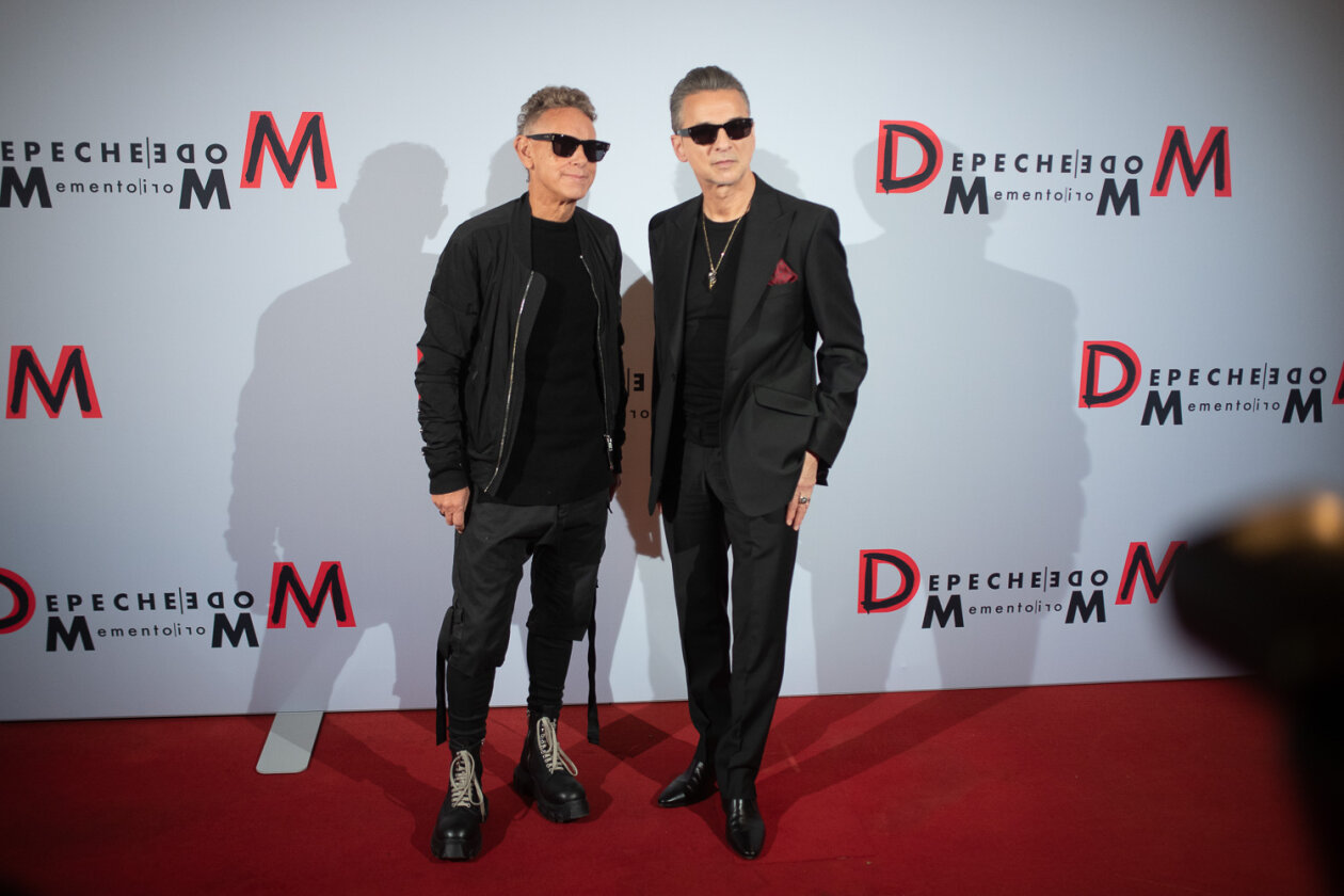 Depeche Mode – Gore und Gahan bei der Pressekonferenz im Berliner ...
