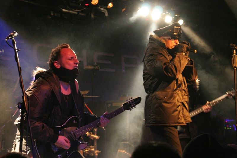 Eisbrecher – Eisbrecher (5/8) – laut.de – Foto