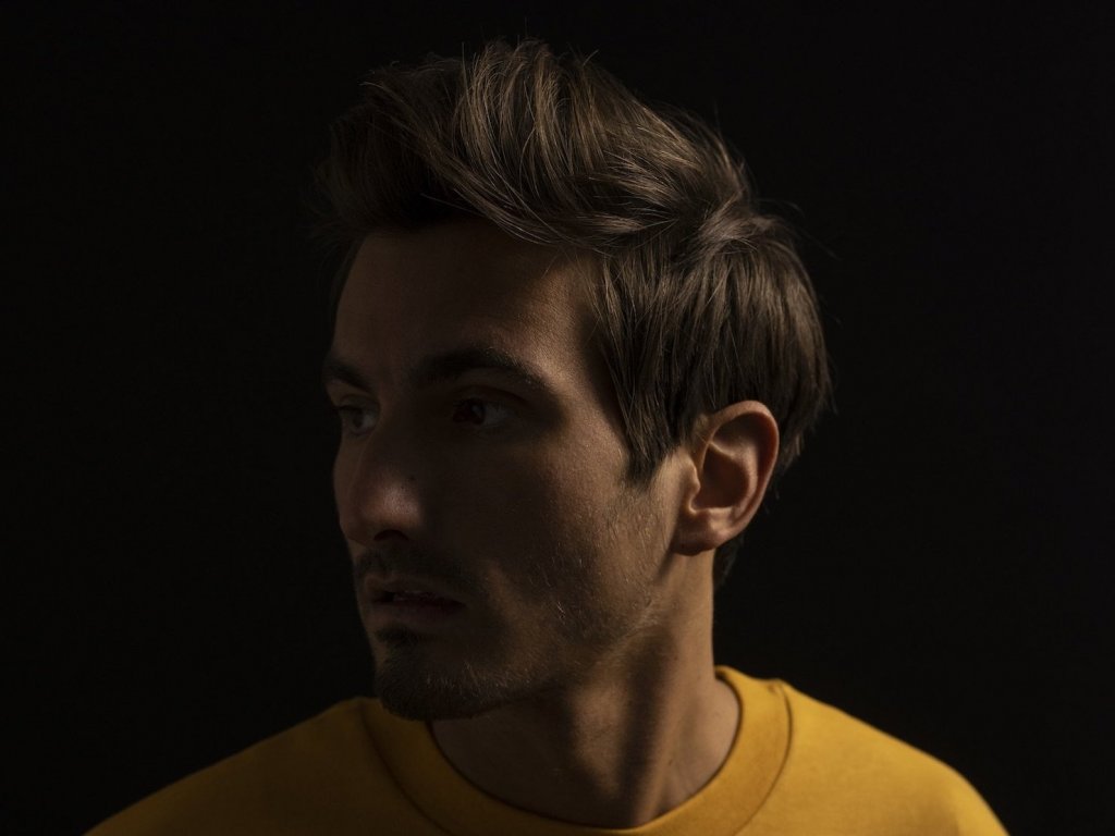 F.R. – laut.de – Band