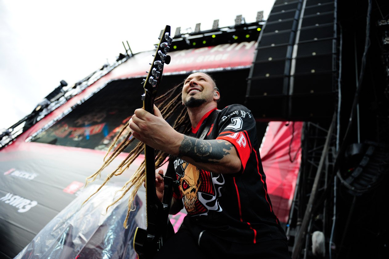 Five Finger Death Punch – Zoltan Bathory. (6/9) – Auf Festivals gesetzt ...