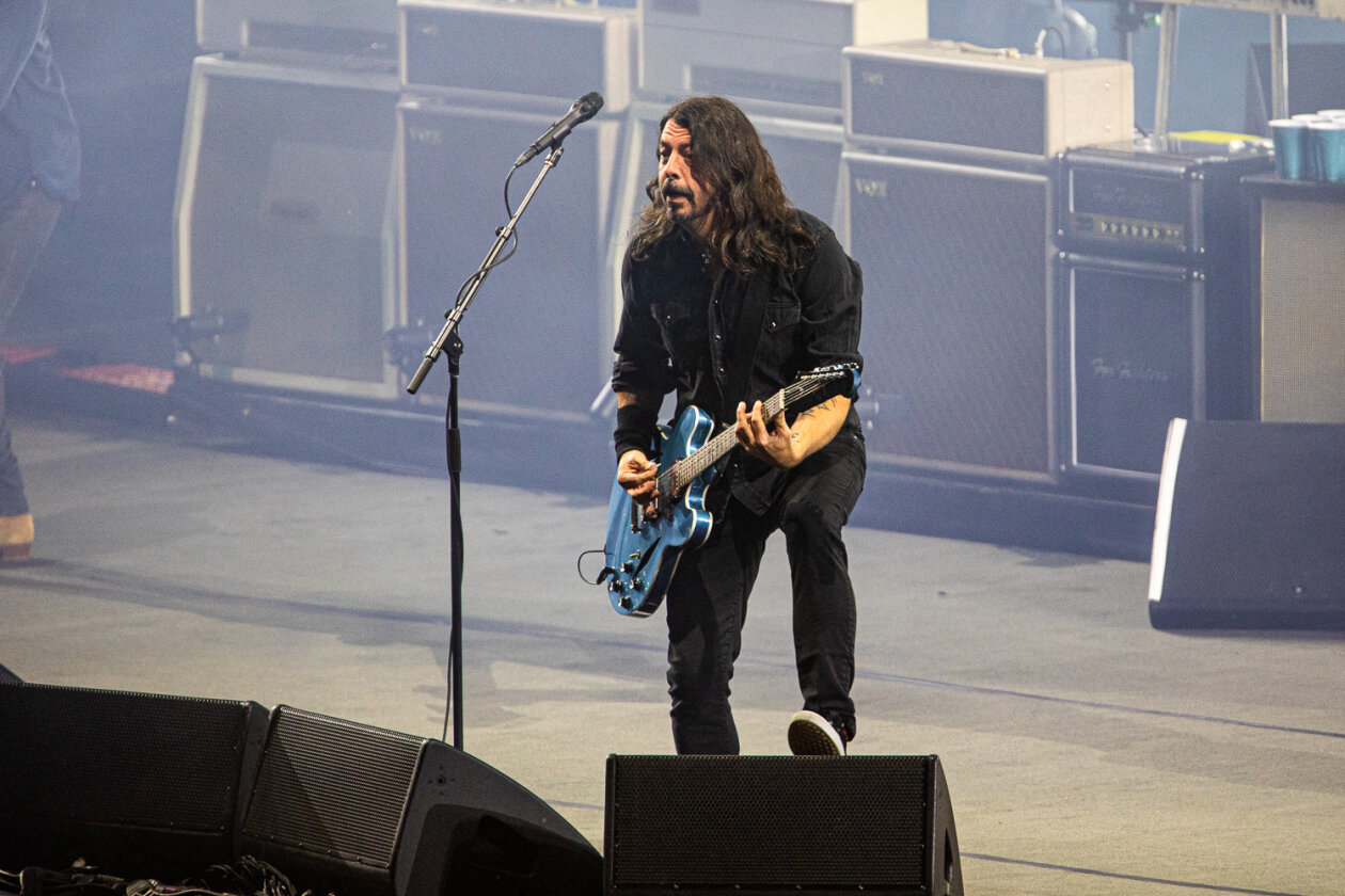 Foo Fighters – Foo Fighters. (14/18) – Dave Grohl und Co. als Headliner ...