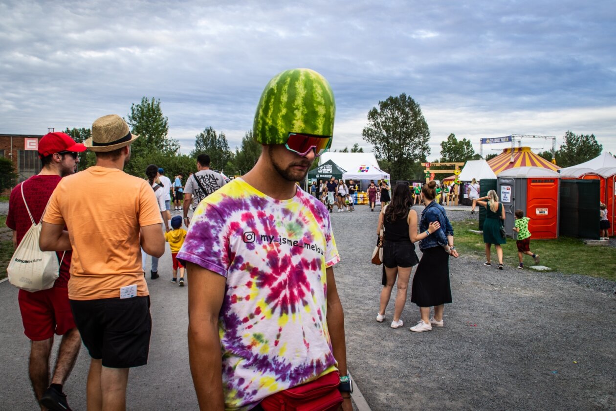 Melonhead (6/46) – Vielfalt im Eisenwerk: Zwischen alten Gemäuern gibt ...