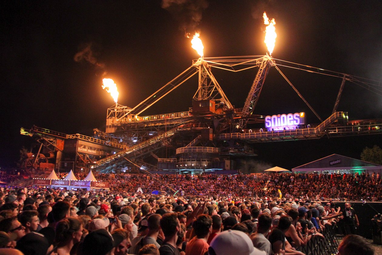 Ferropolis on fire. (94/104) – Bei amtlichen Temperaturen und mit ...