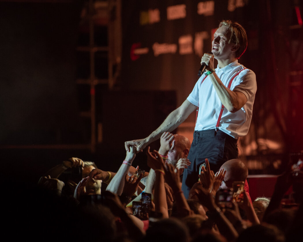 Felix Kummer Brummer. (33/121) – Tausende feiern beim ausverkauften ...