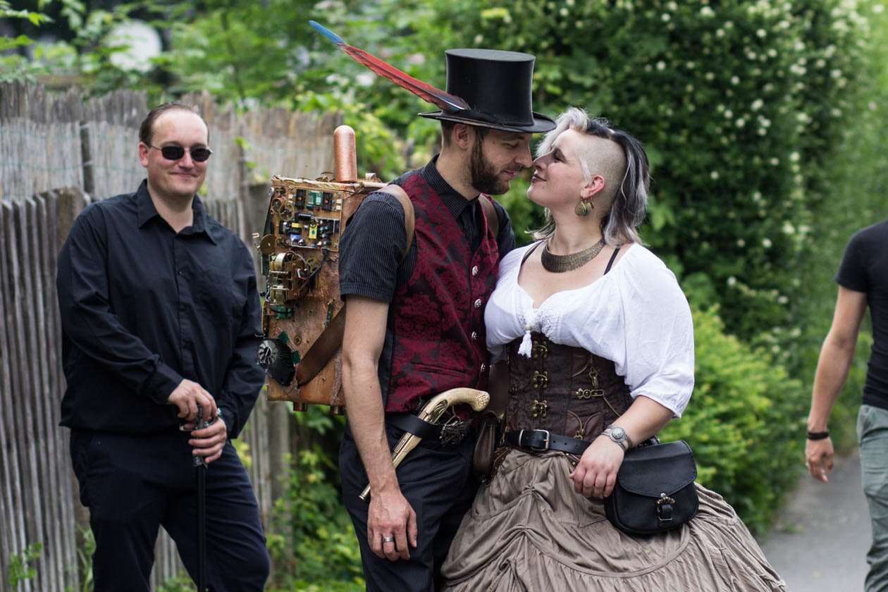 Doch egal ob Steampunks, Grufties oder andere Besuchern des WGT - sie ...