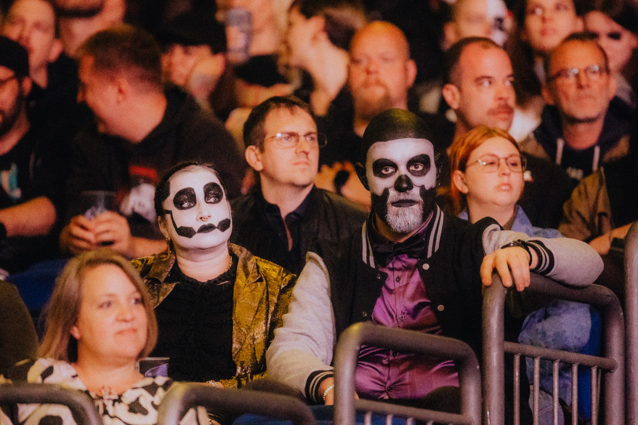 Ghost – Fans. (8/31) – Mit der neuen Scheibe "Skeletá" stehen die ...