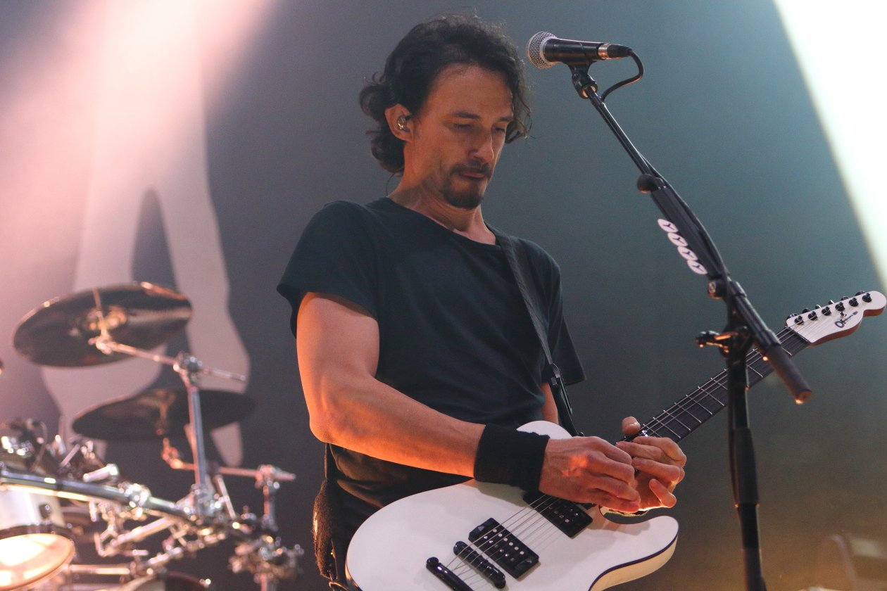 Gojira – Joe Duplantier. (8/12) – Auf 'The Last Hero'-Tour mit Alter ...