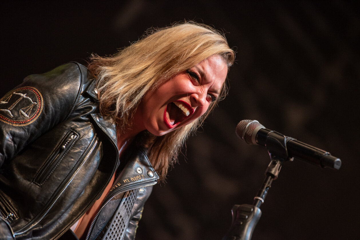 Halestorm – Halestorm. (11/16) – Mit Alter Bridge on tour: die Hale ...