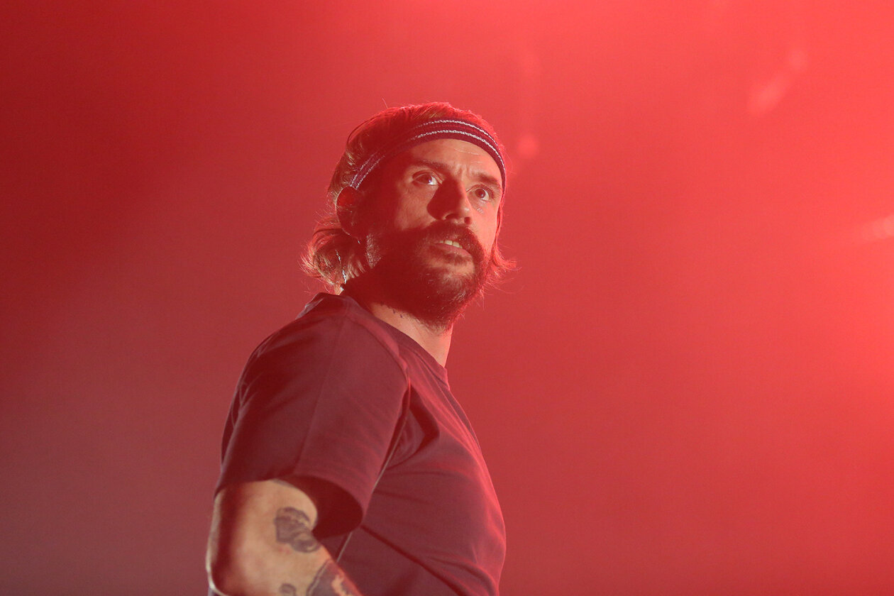 Idles – Idles. (8/17) – Das aktuelle Album "TANGK" im Gepäck und viel ...