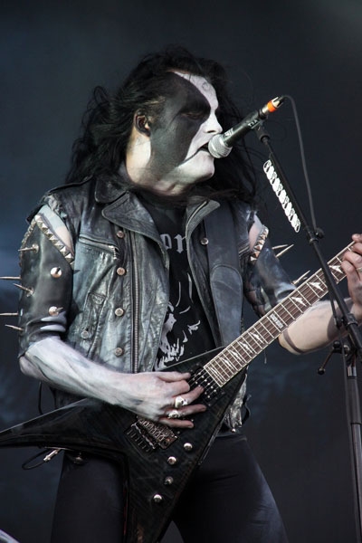 Immortal – Abbath (7/15) – Mussten gegen die Sonne (!!) anspielen ...