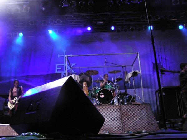 In Extremo – (7/10) – In Extremo schlagen jetzt zwar einen seltsamen ...