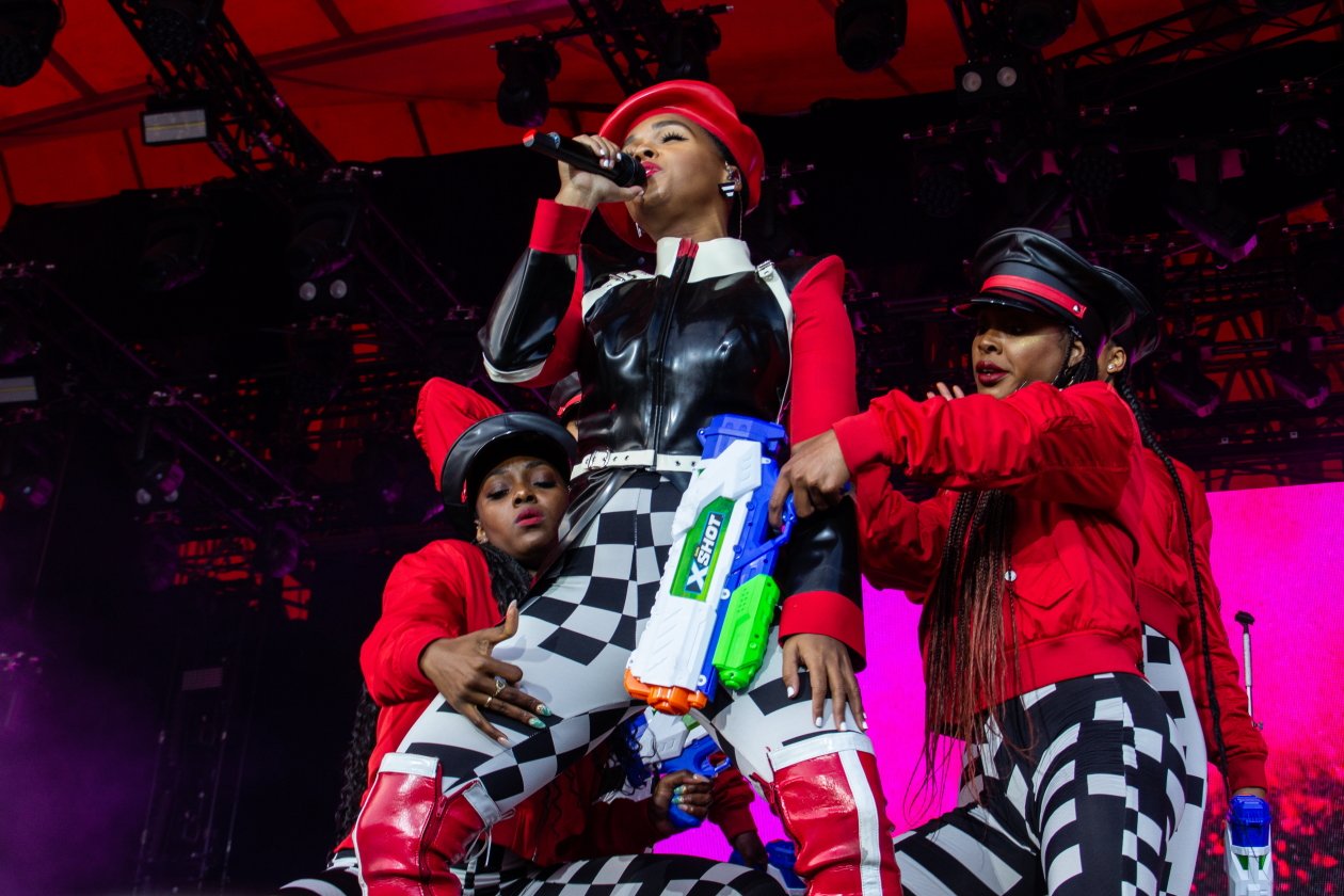 Janelle Monáe – Janelle Monáe. (7/31) – She's got the juice – als ...