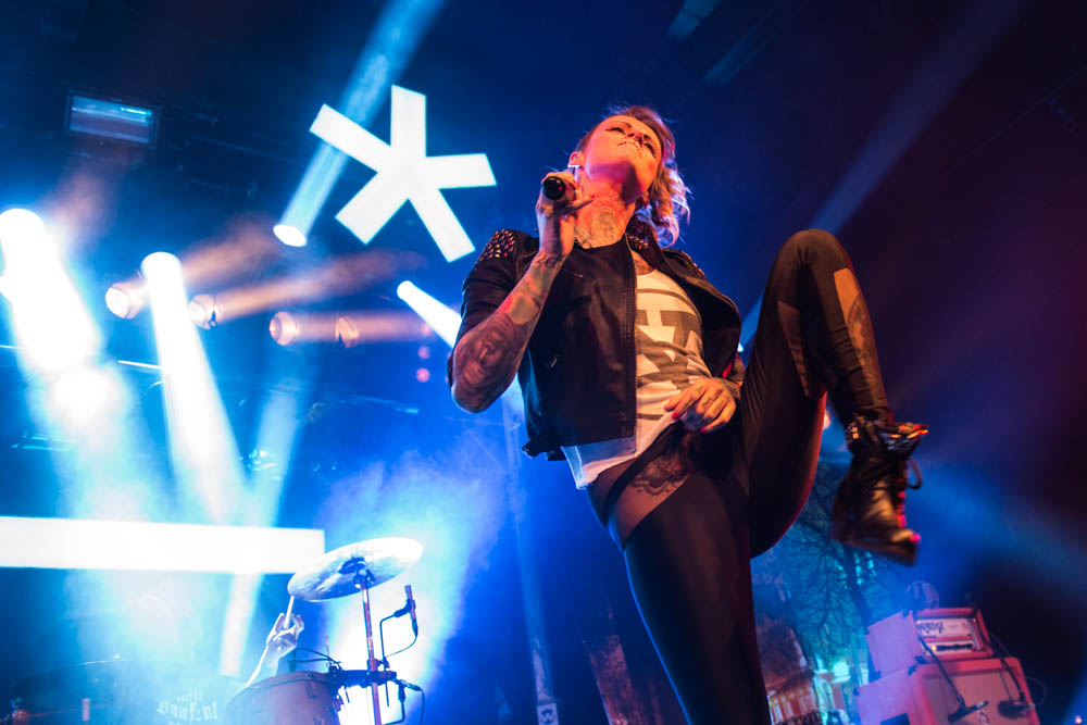 Jennifer Rostock – Jennifer Rostock. (13/18) – Ausverkauftes Haus in ...