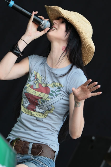 Jennifer Rostock – (3/20) – Die Wilde und ihre Jungs rockten das ...