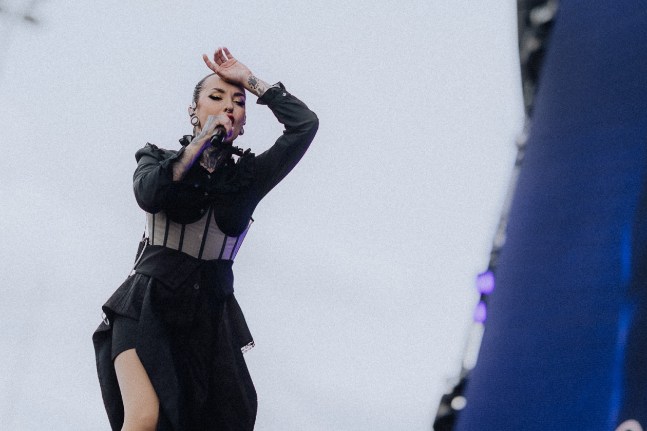 Jinjer – Jinjer. (12/14) – Die ukrainische Band gehört auf die ...