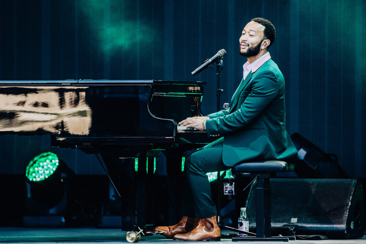 John Legend – John Legend. (13/15) – Der US-Popstar auf "A Night of ...