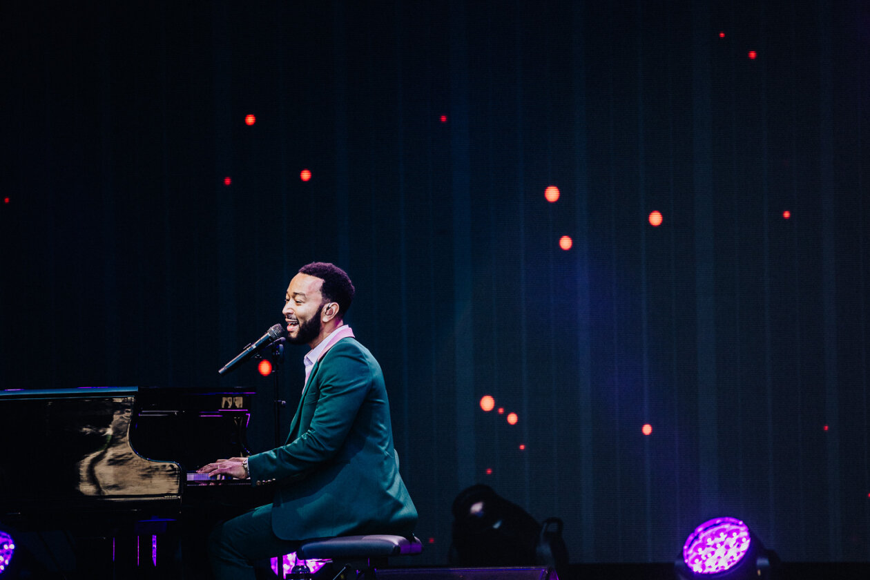 John Legend – John Legend. (14/15) – Der US-Popstar auf "A Night of ...