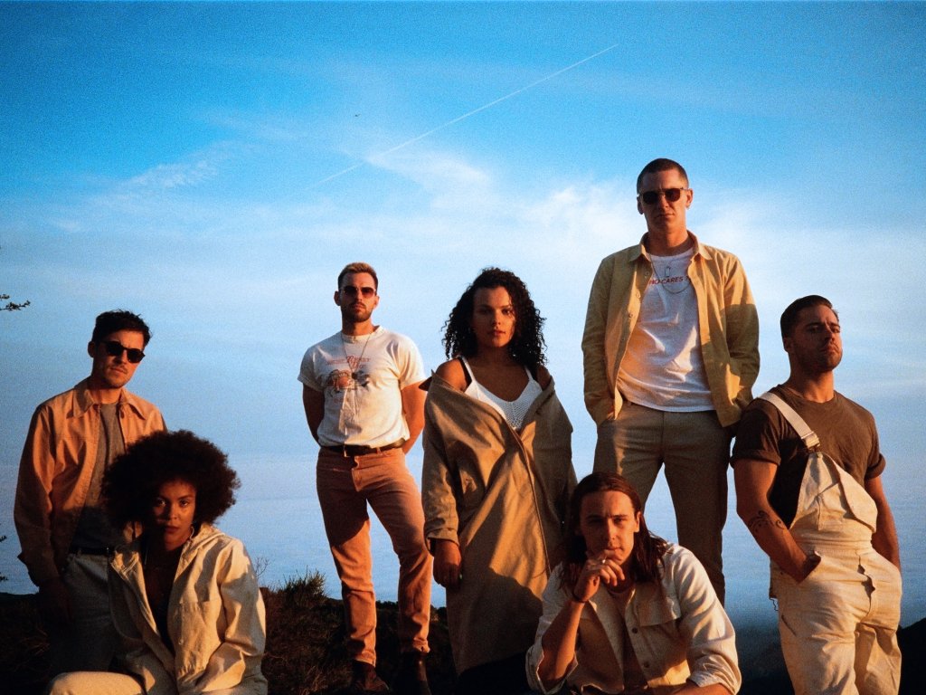 Jungle – laut.de – Videos