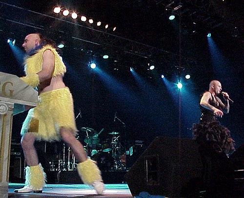 Knorkator – (2/5) – Knorkator beim 'Rock gegen rechte Gewalt 2001 ...