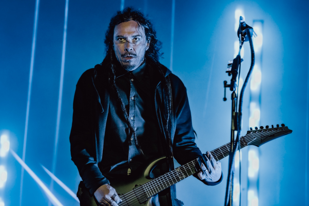 Korn – James Shaffer. (4/16) – Beim Gig der Band um Jonathan Davies ...