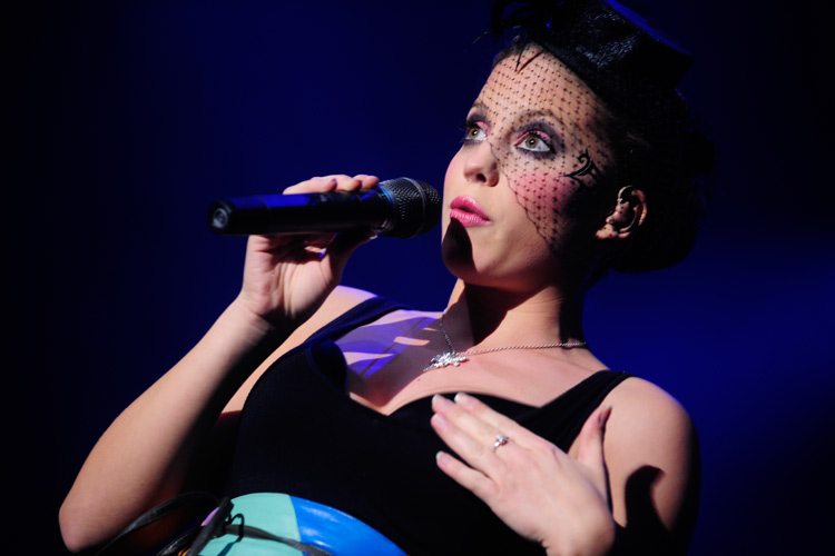 LaFee – LaFee live im Kölner E-Werk. (8/10) – Ring frei für LaFee in ...