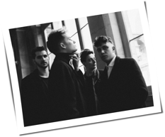 Last Train – laut.de – Band