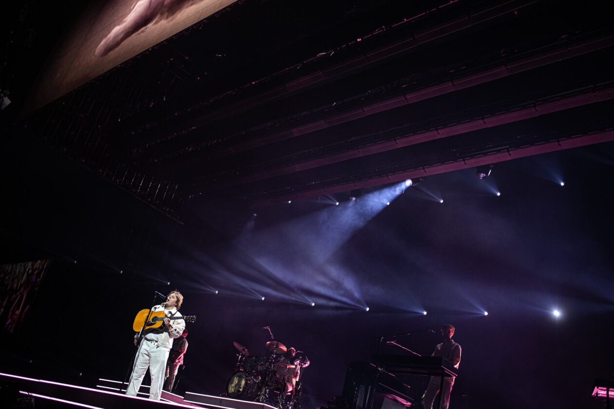 Lewis Capaldi – Lewis Capaldi. (22/23) – Der schottische Singer ...