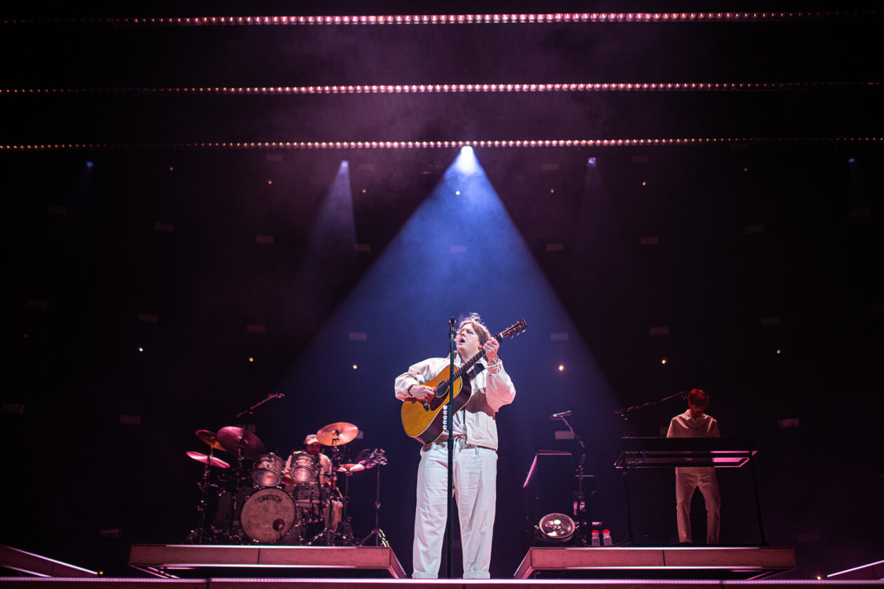 Lewis Capaldi – Lewis Capaldi. (23/23) – Der schottische Singer ...