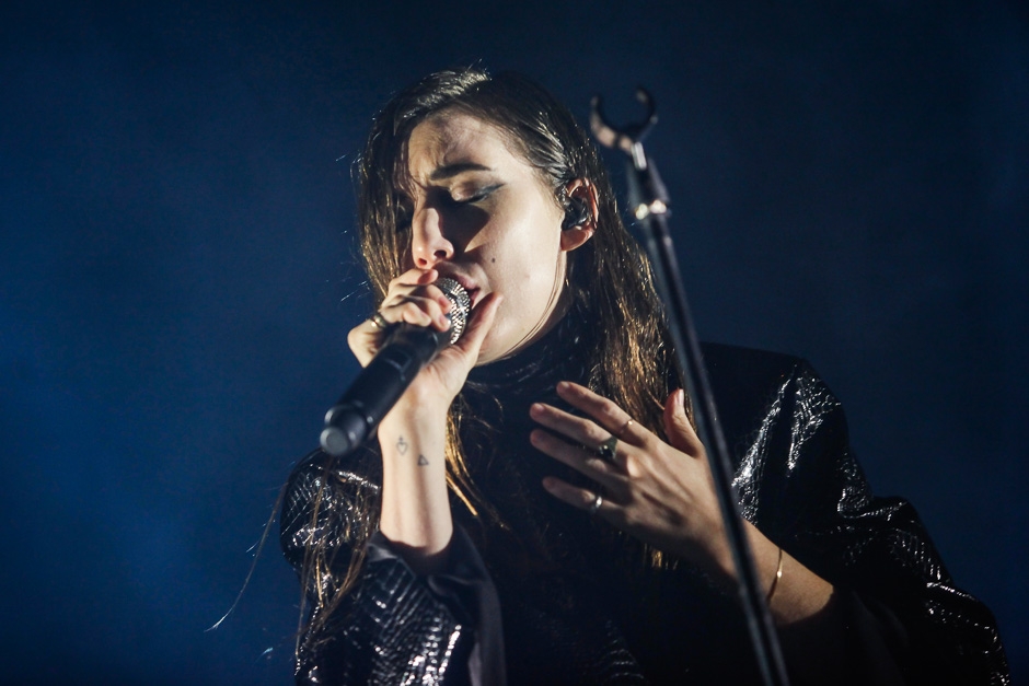 Lykke Li – Trat ... (2/10) – Eine gewohnt starke Liveshow der ...