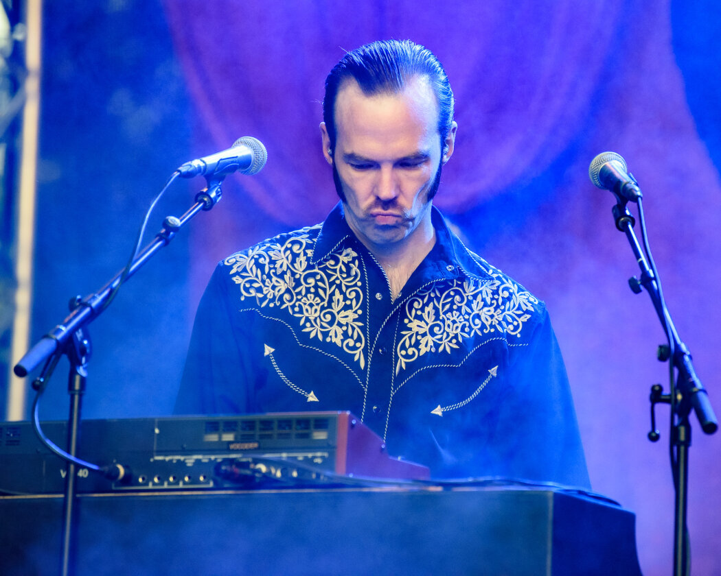 Mando Diao – Daniel Haglund. (15/30) – Die Schweden live auf der ...