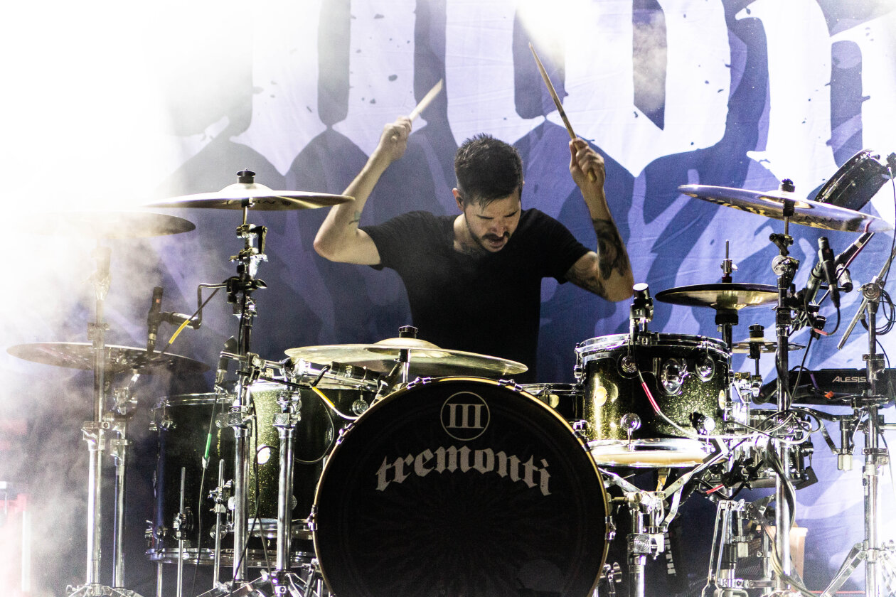 Mark Tremonti – Drummer Ryan Bennett. (6/14) – Gastspiel in Berlin ...