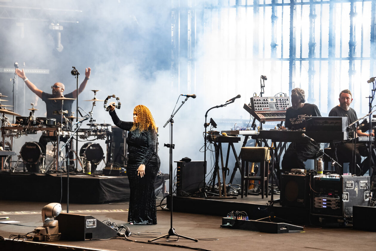 Massive Attack – Massive Attack. (15/20) – Die kühle Brise vom Genfer See - und "Mezzanine" als ...