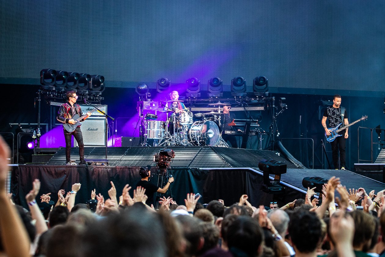 Muse – Muse. (3/22) – 42.000 Fans beim einzigen Deutschland-Gig. – laut ...