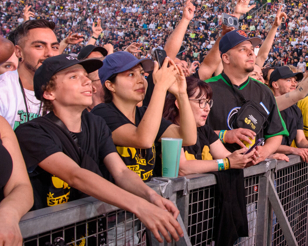 Nas – Nas-Fans. (3/11) – Der legendäre Rapper mit dem Wu-Tang Clan live ...