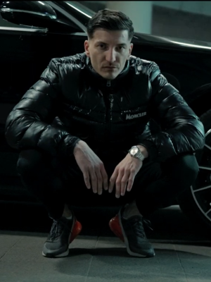 Asche: "Jahrhunderttalent" disst Apache 207 und Mois – laut.de – News