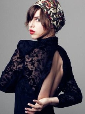 Fallulah: Video zu "Dried Out Cities" – laut.de – News