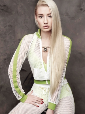Iggy Azalea: Kill Bill-Hommage in "Black Widow" – laut.de – News