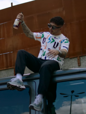Kalim: Neuer Song und Video "Lit" – laut.de – News