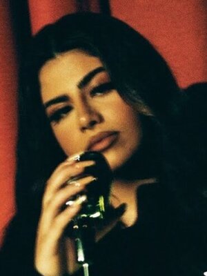 Lune: TikTok-Star mit "Hab Nur Eine Bitte" – laut.de – News