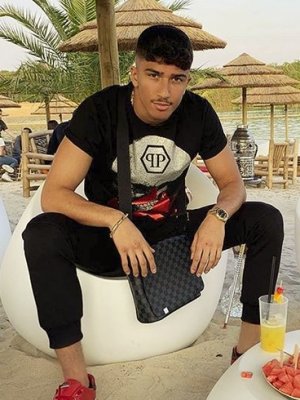 Mero: Neue Single "Malediven" – laut.de – News