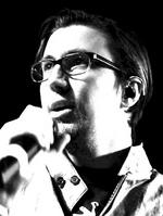 Prinz Pi: Das neue Clip "100X" – laut.de – News