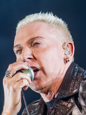 Scooter: Neue Sidekicks für H.P. Baxxter – laut.de – News